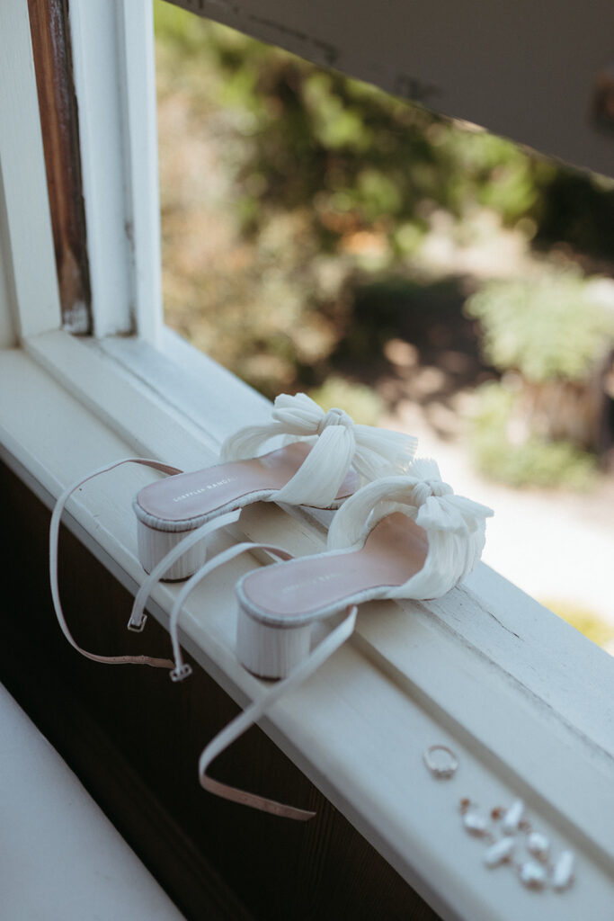 E + M // Sweet Sweet Switzer Summer Wedding | Showit Blog