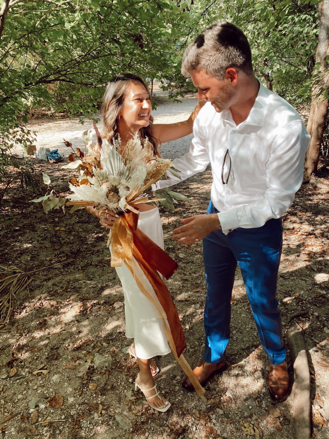 S + N // Austin Creekside Elopement | Showit Blog
