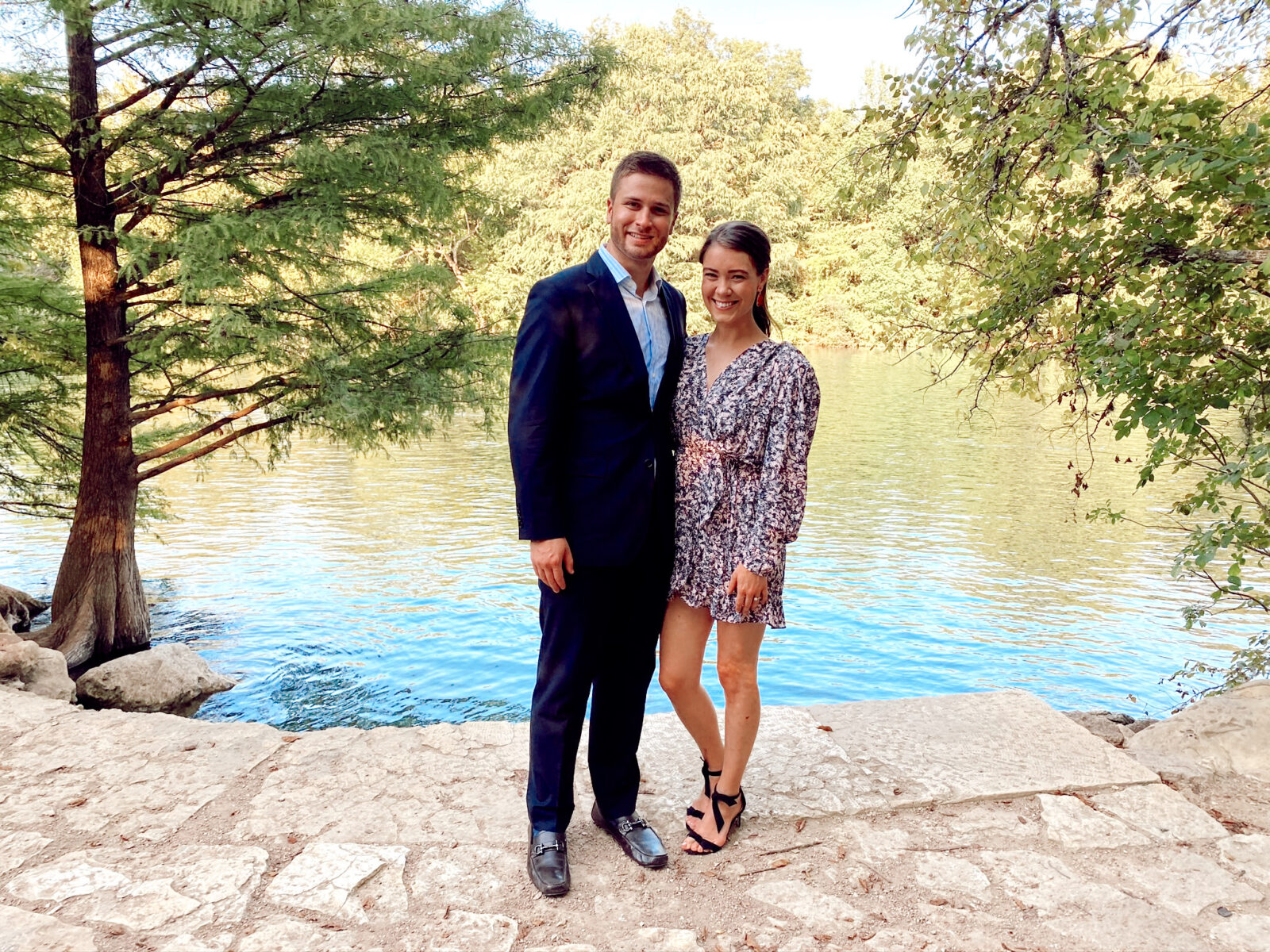 S + N // Austin Creekside Elopement | Showit Blog