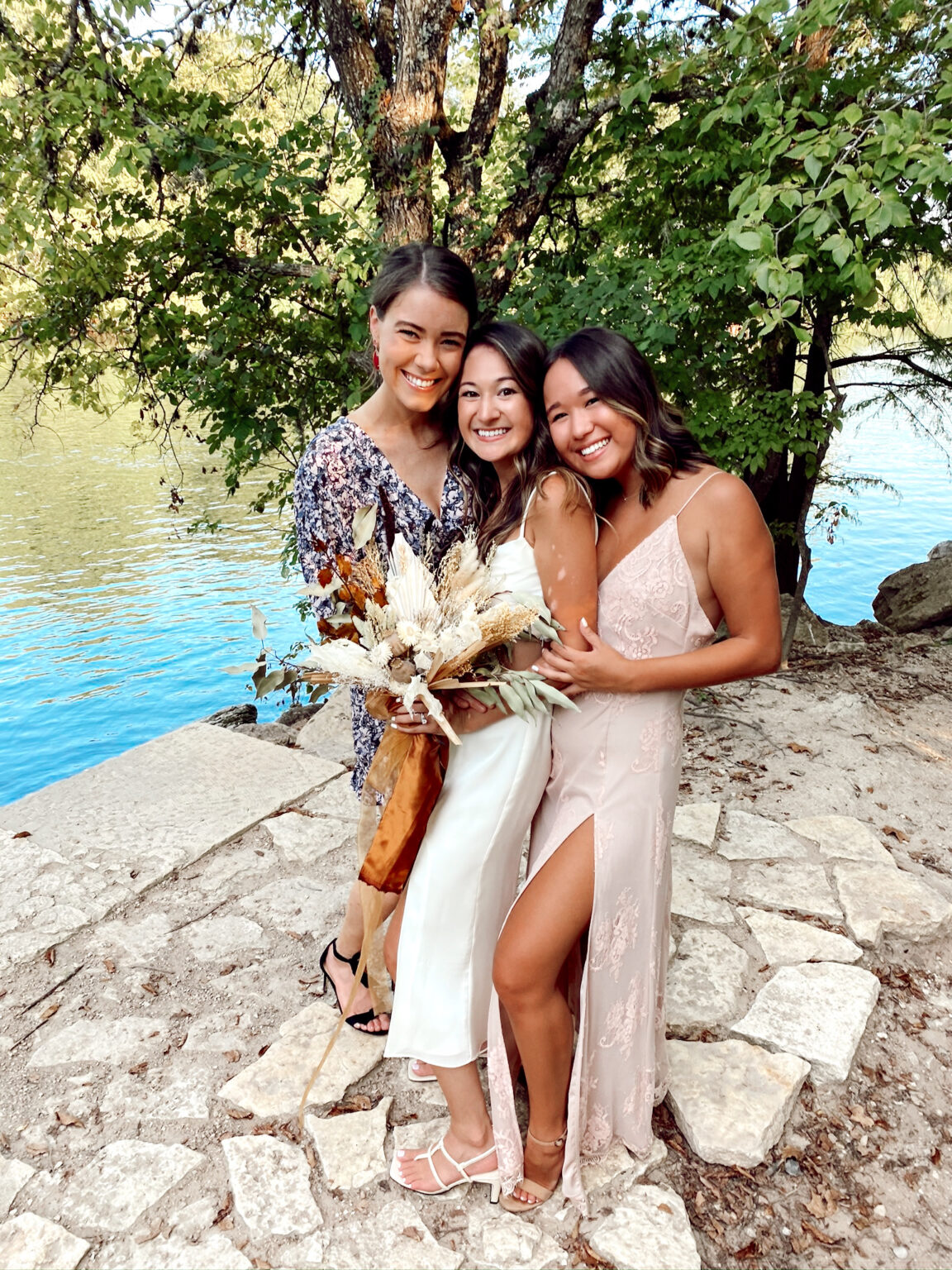 S + N // Austin Creekside Elopement | Showit Blog