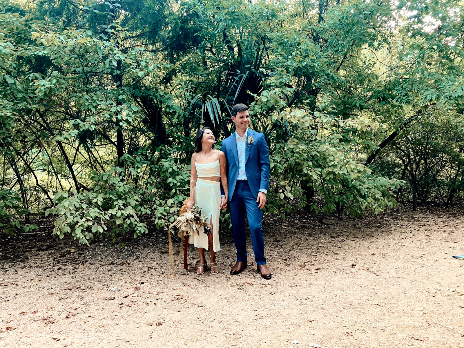 S + N // Austin Creekside Elopement | Showit Blog